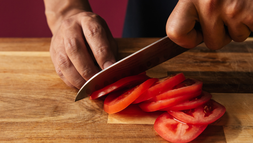 slicing tomatoes